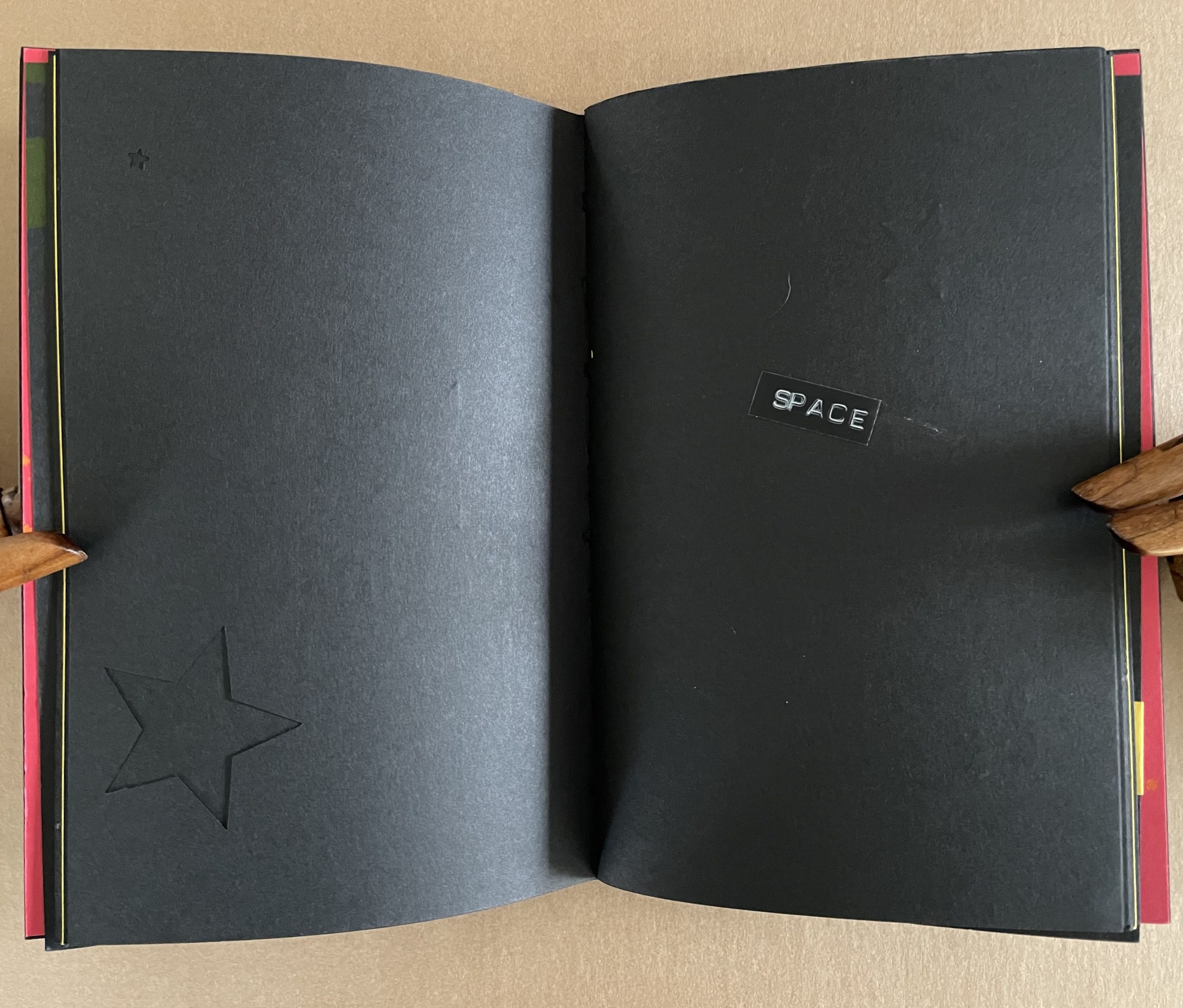 Structures – Books On Books