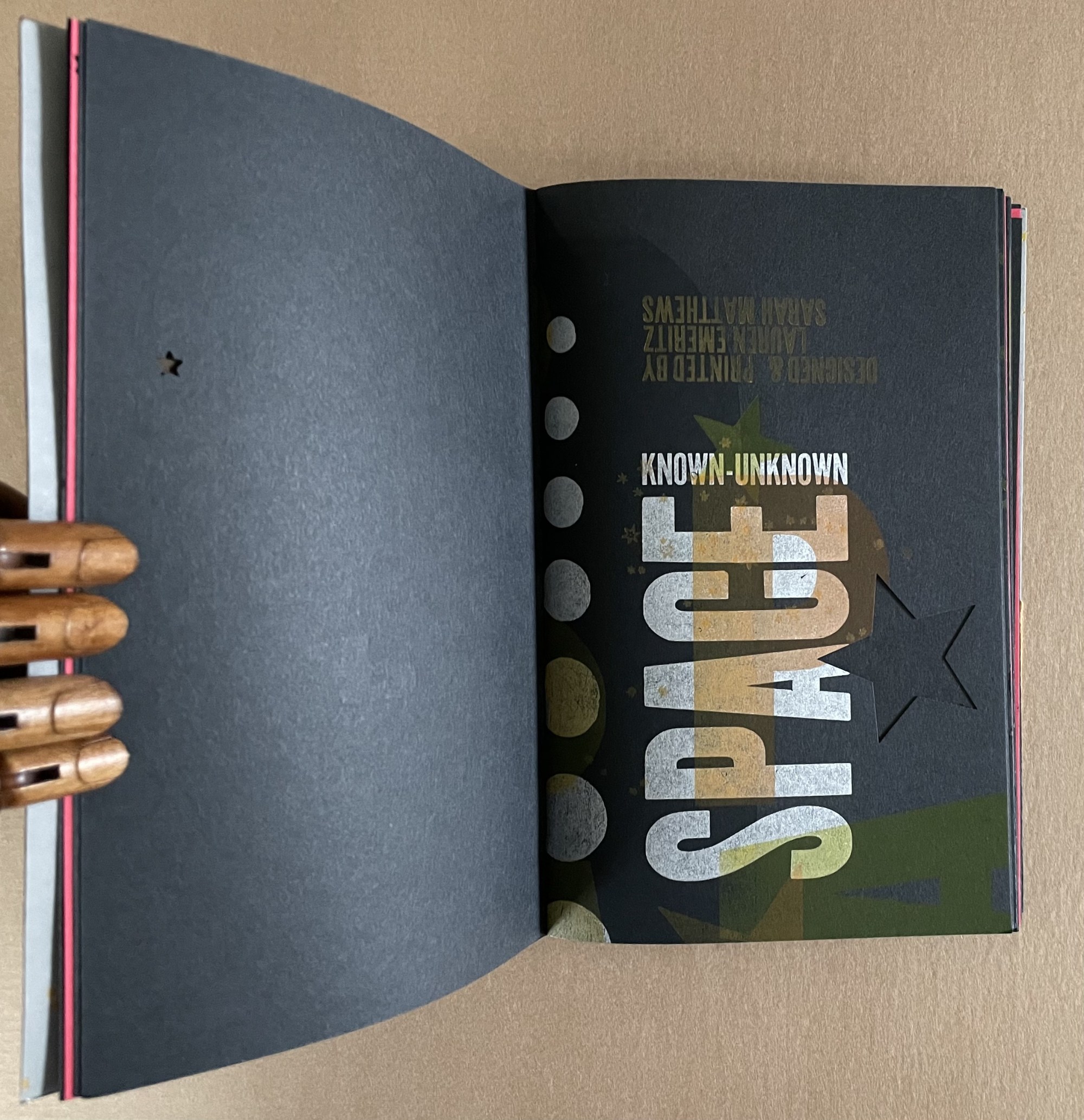 Structures – Books On Books