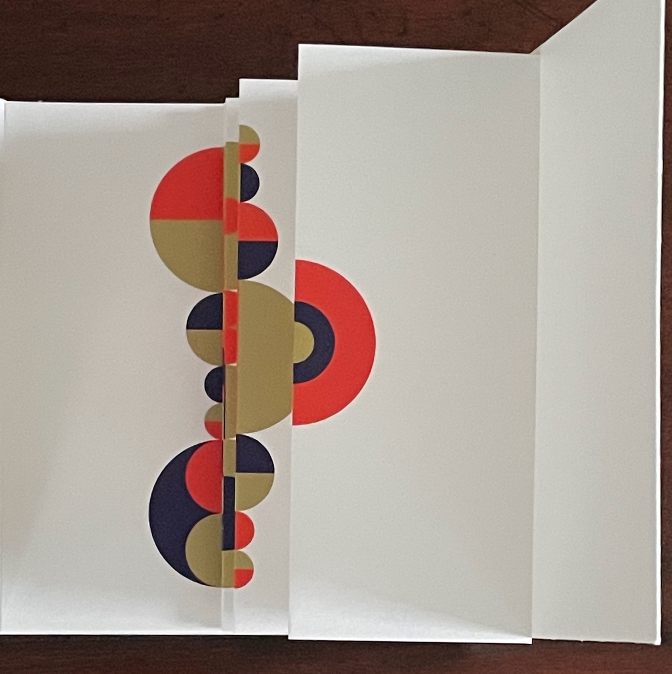 Exploring the Creative World of _Pliplop_ by iOiO Studio